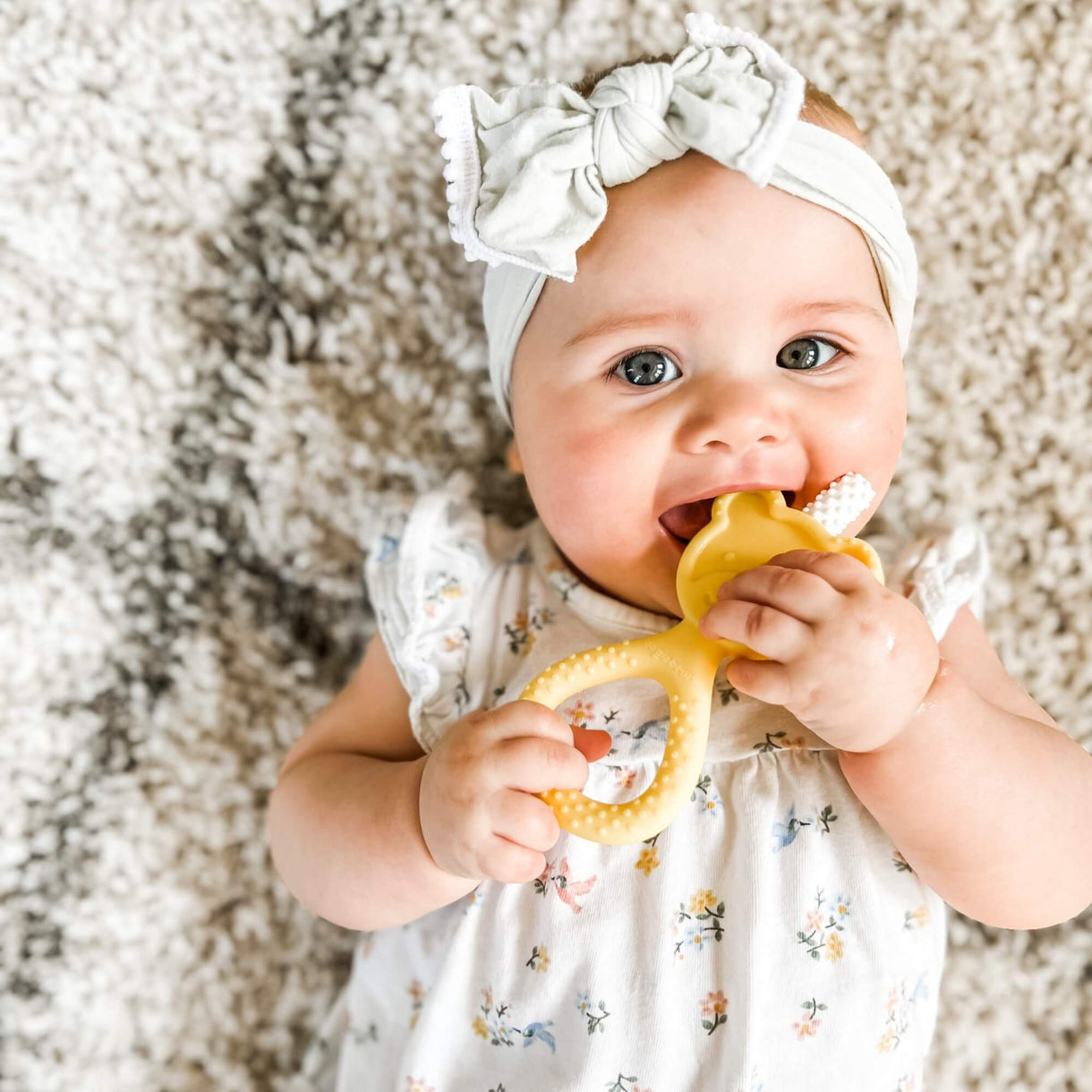 oogiebear 360° Teether - Safe & Soothing Teething Relief